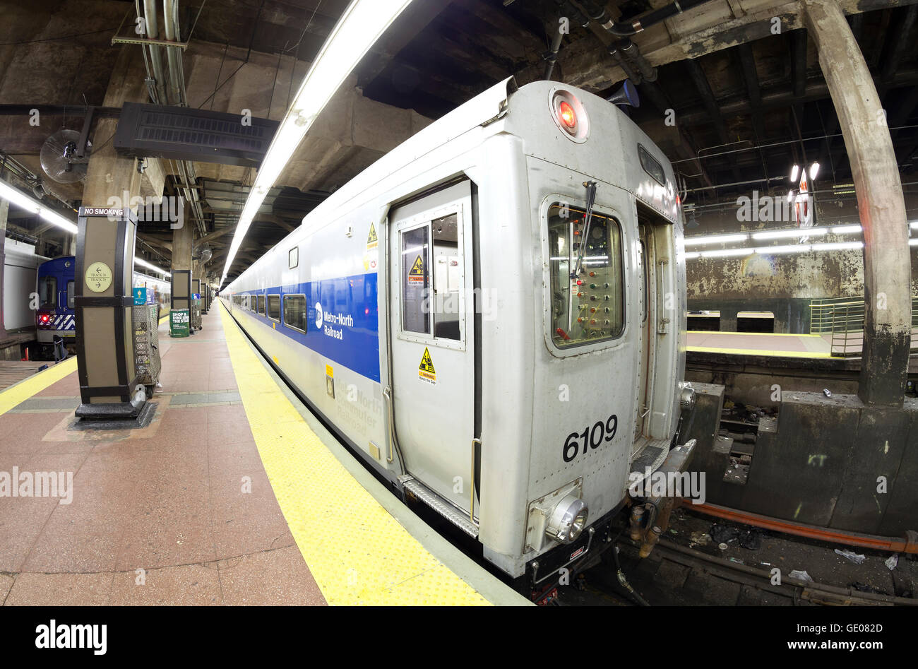 Mta train Banque de photographies et d’images à haute résolution - Alamy