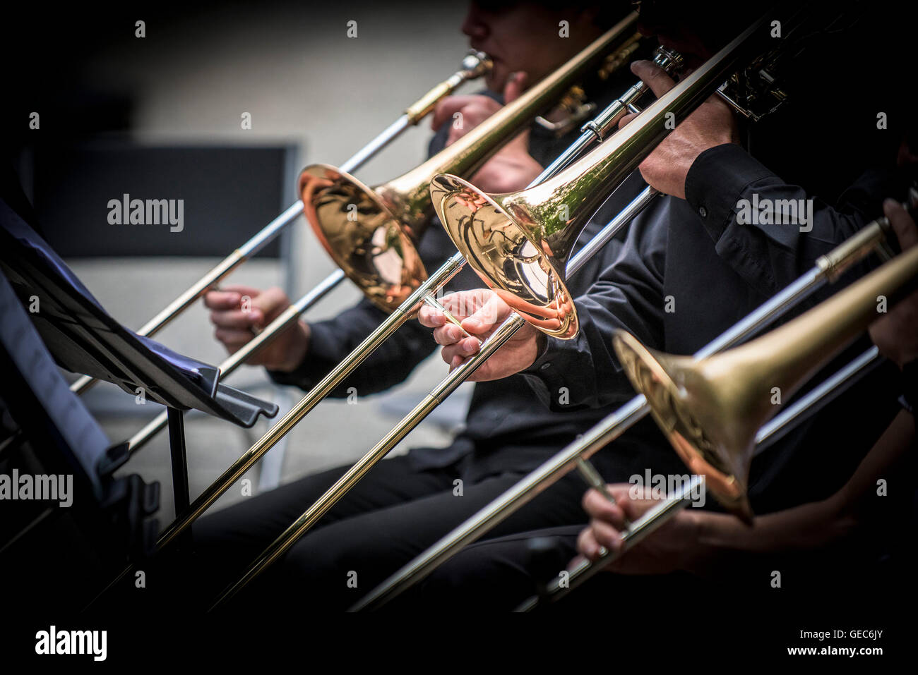 Trombone musicians Banque de photographies et d’images à haute ...