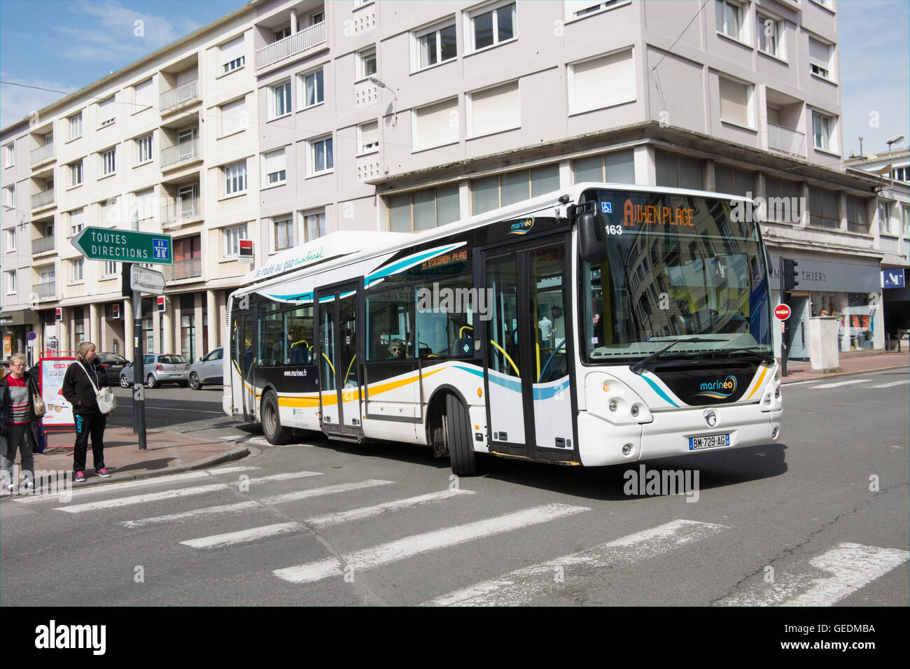 Ratp bus Banque de photographies et d’images à haute résolution - Alamy