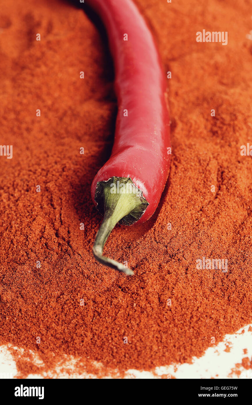 épice rouge en poudre Banque de photographies et d’images à haute ...
