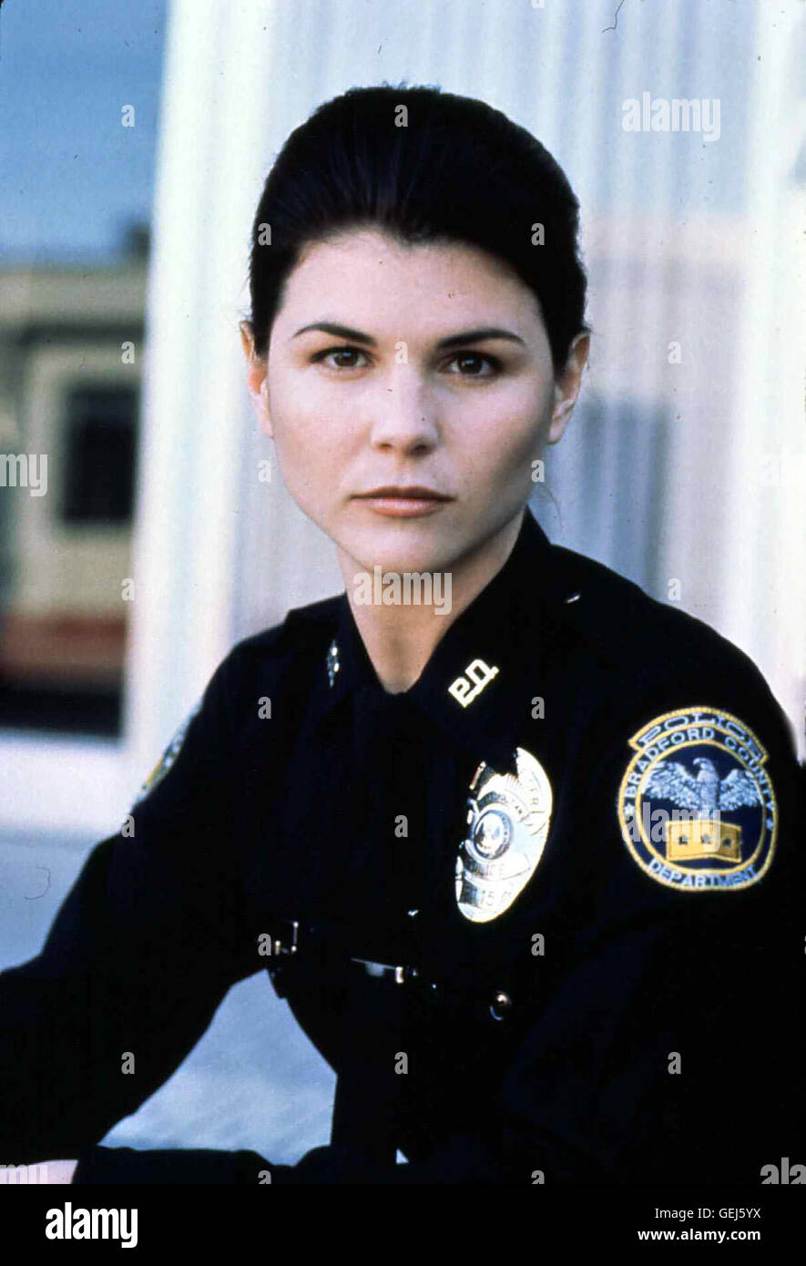 Lori Loughlin Die junge Polizistin Toni Stroud (Lori Loughlin) wird ...