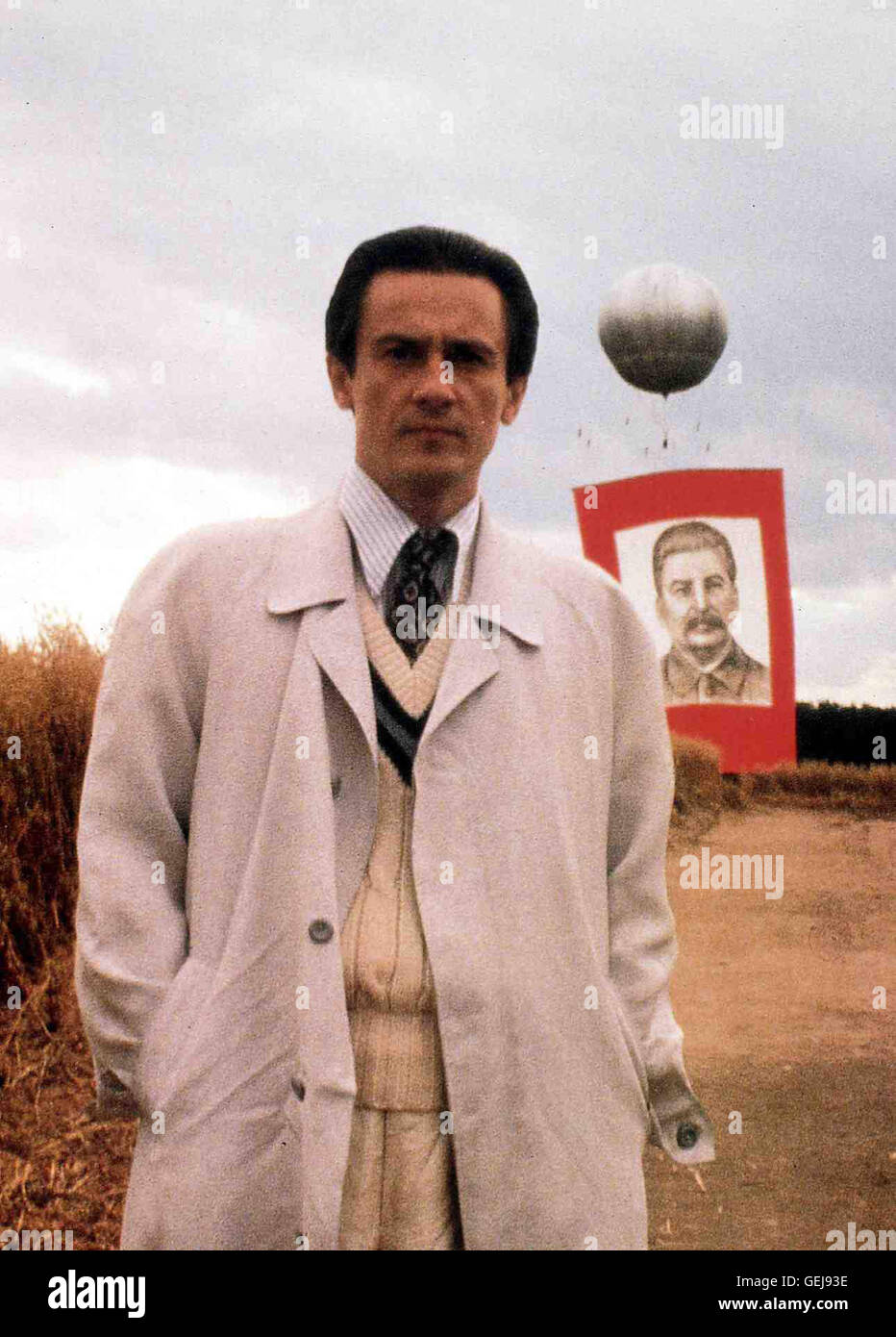 Oleg Menchikov sich Doch die Dinge aendern Extenso, als der charmante ...