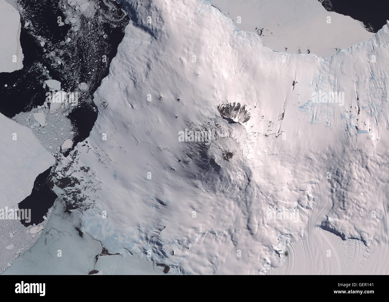 Vue satellite monte erebus Banque de photographies et d’images à haute ...