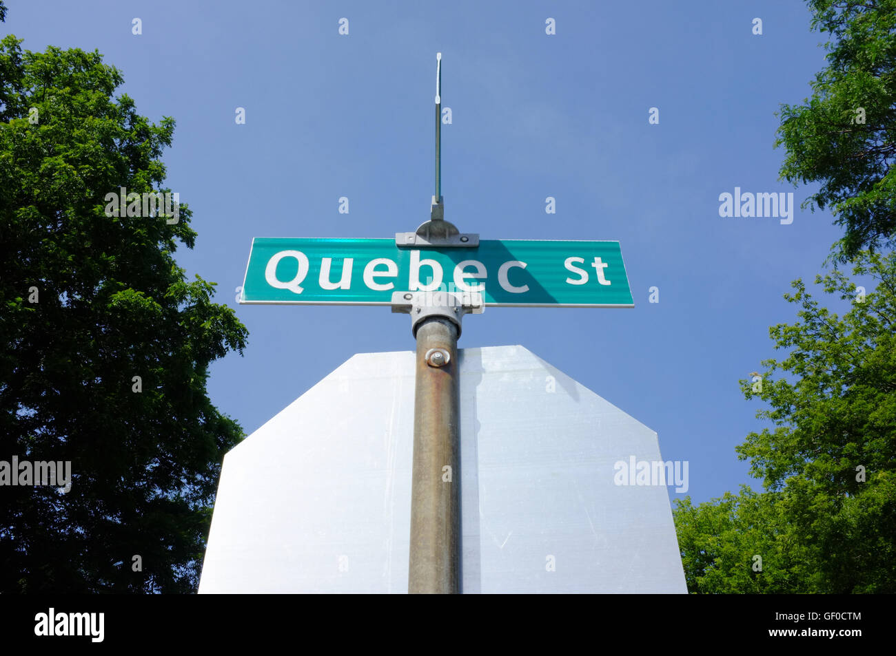 Panneau de signalisation du québec Banque de photographies et d’images ...