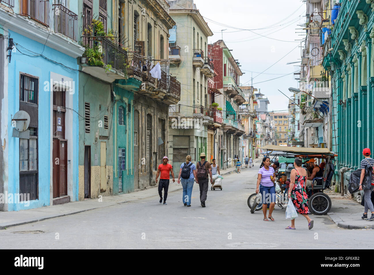 Quartier habana centro Banque de photographies et d’images à haute ...