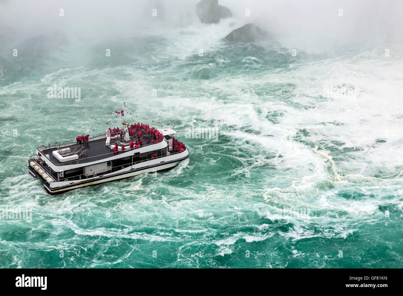 Bas des chutes du niagara Banque de photographies et d’images à haute ...
