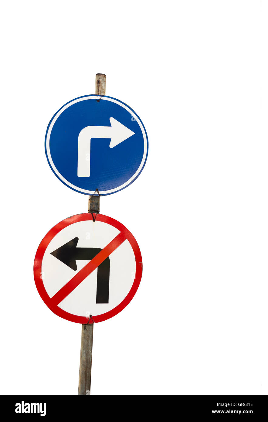 Panneaux de circulation des symboles sur la route Photo Stock - Alamy
