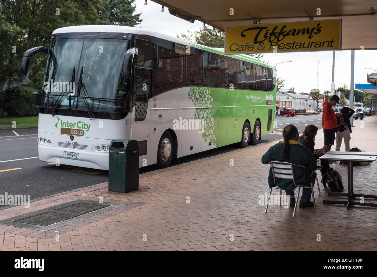 New zealand bus stop Banque de photographies et d’images à haute ...