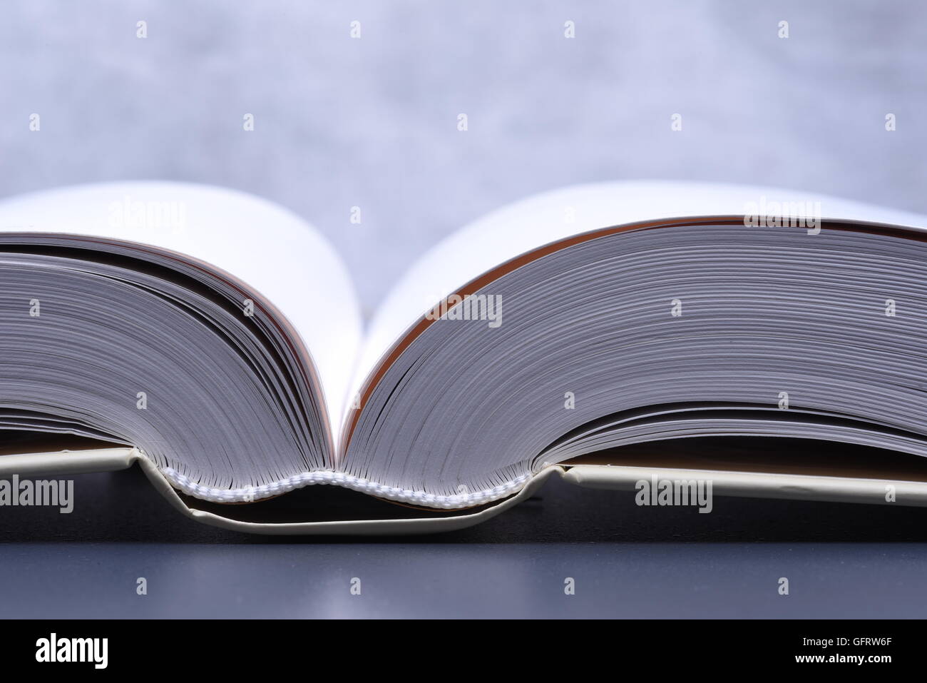 Page ouverte Banque de photographies et d’images à haute résolution - Alamy