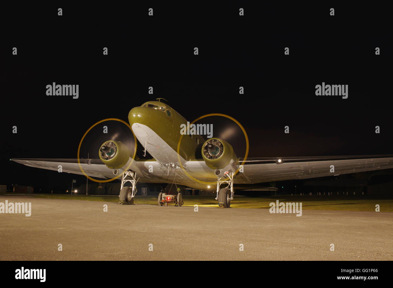 Douglas Dc 3 Ww2 Banque d'image et photos - Alamy