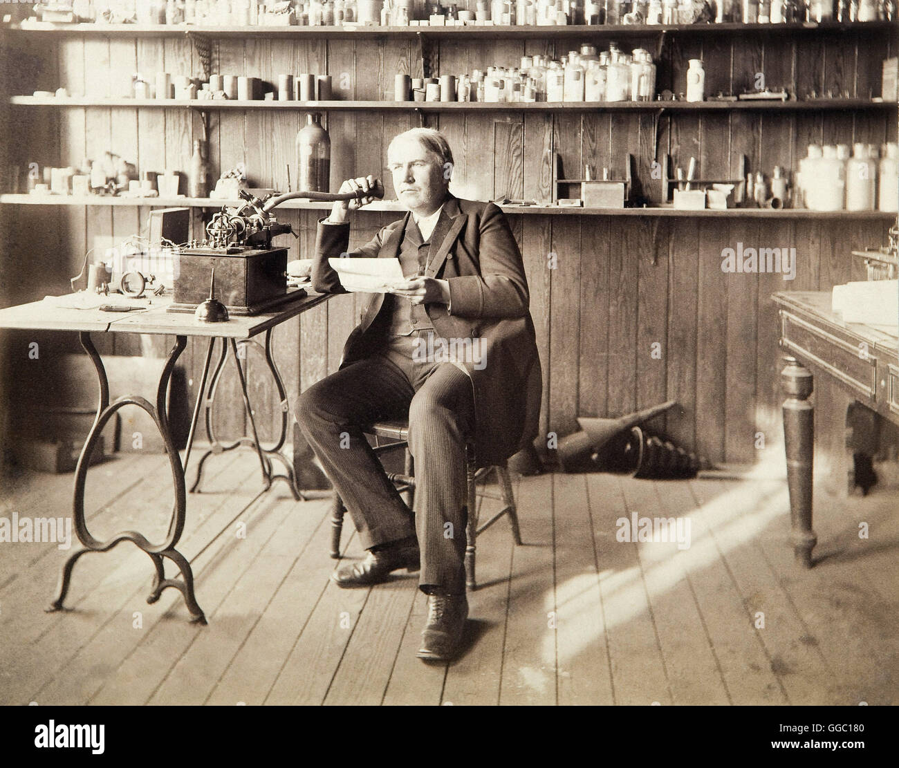 Thomas edison phonograph Banque de photographies et d’images à haute ...