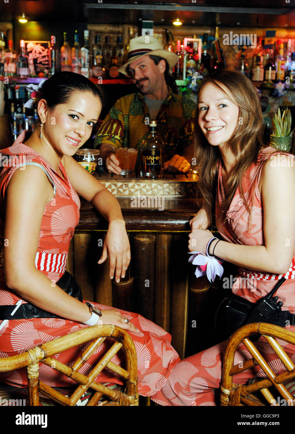 Mahiki bar , 1 Dover St London W1, accueil de cocktails tropicaux ...