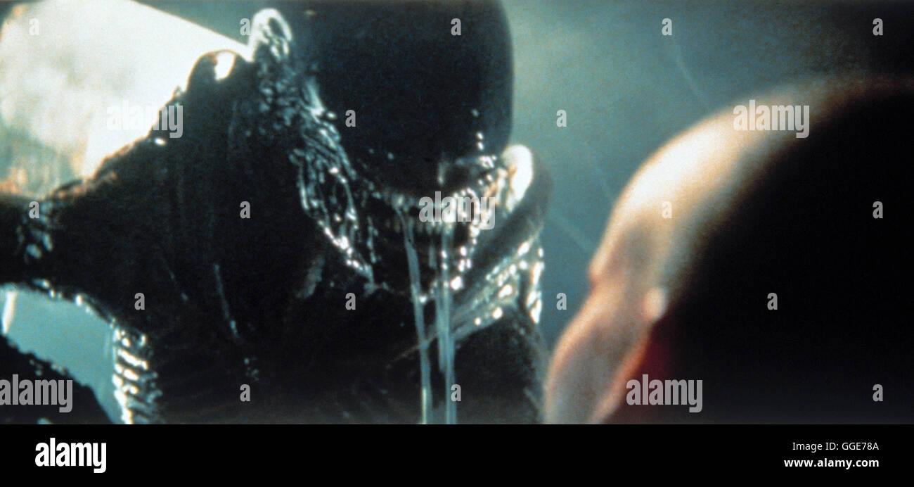 ALIEN 3 Alien 3 / USA 1992 / David Fincher Sigourney Weaver (officier ...