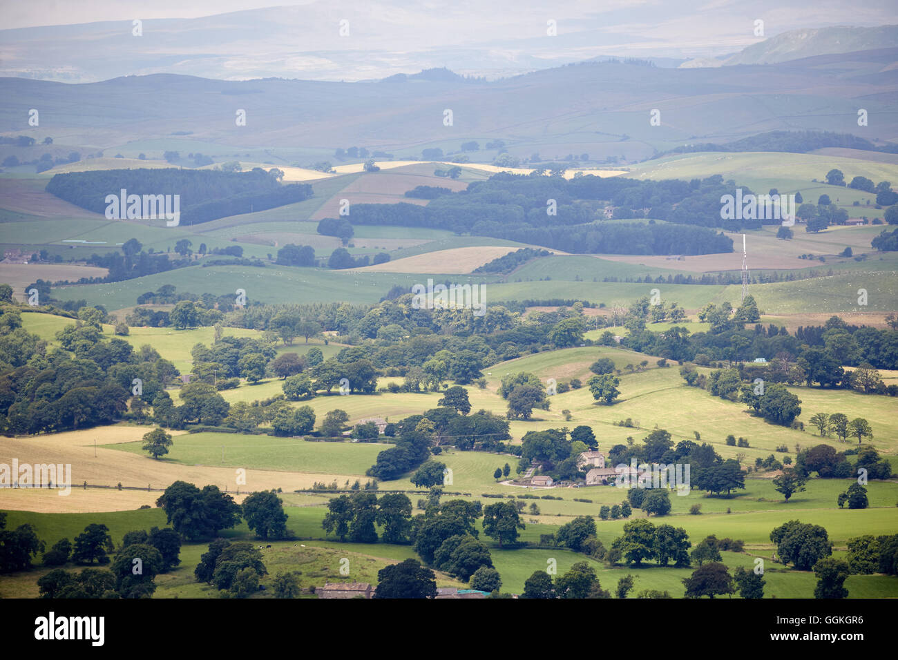 Champs de campagne Banque de photographies et d’images à haute ...