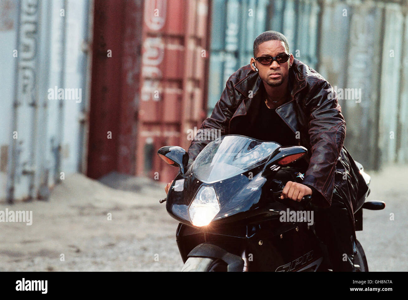 I, ROBOT / I, Robot-USA 2004 / Alex Proyas le détective Del Spooner ...