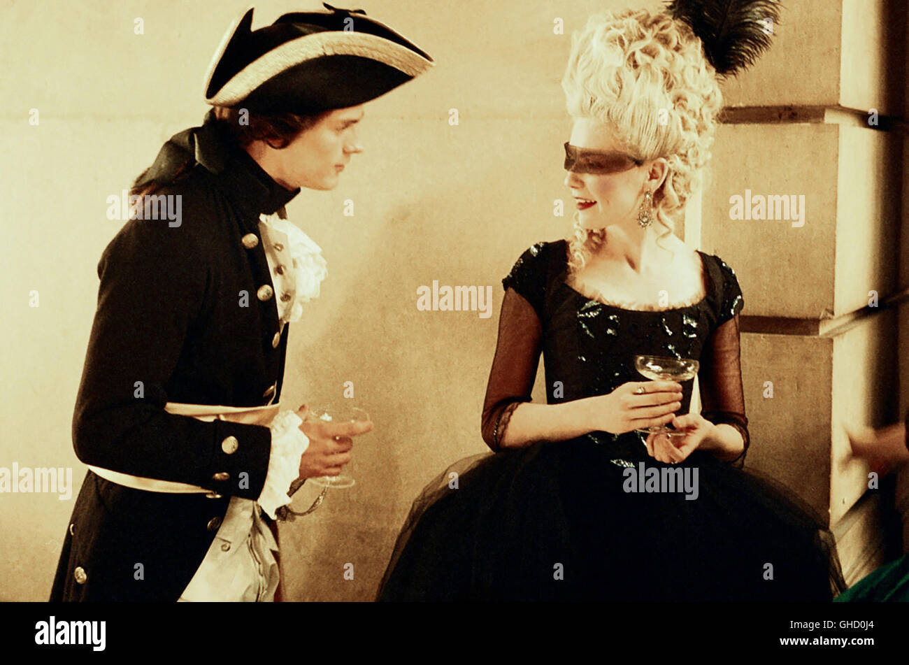 MARIE ANTOINETTE USA 2006 Sofia Coppola auf einem Maskenball lernt ...