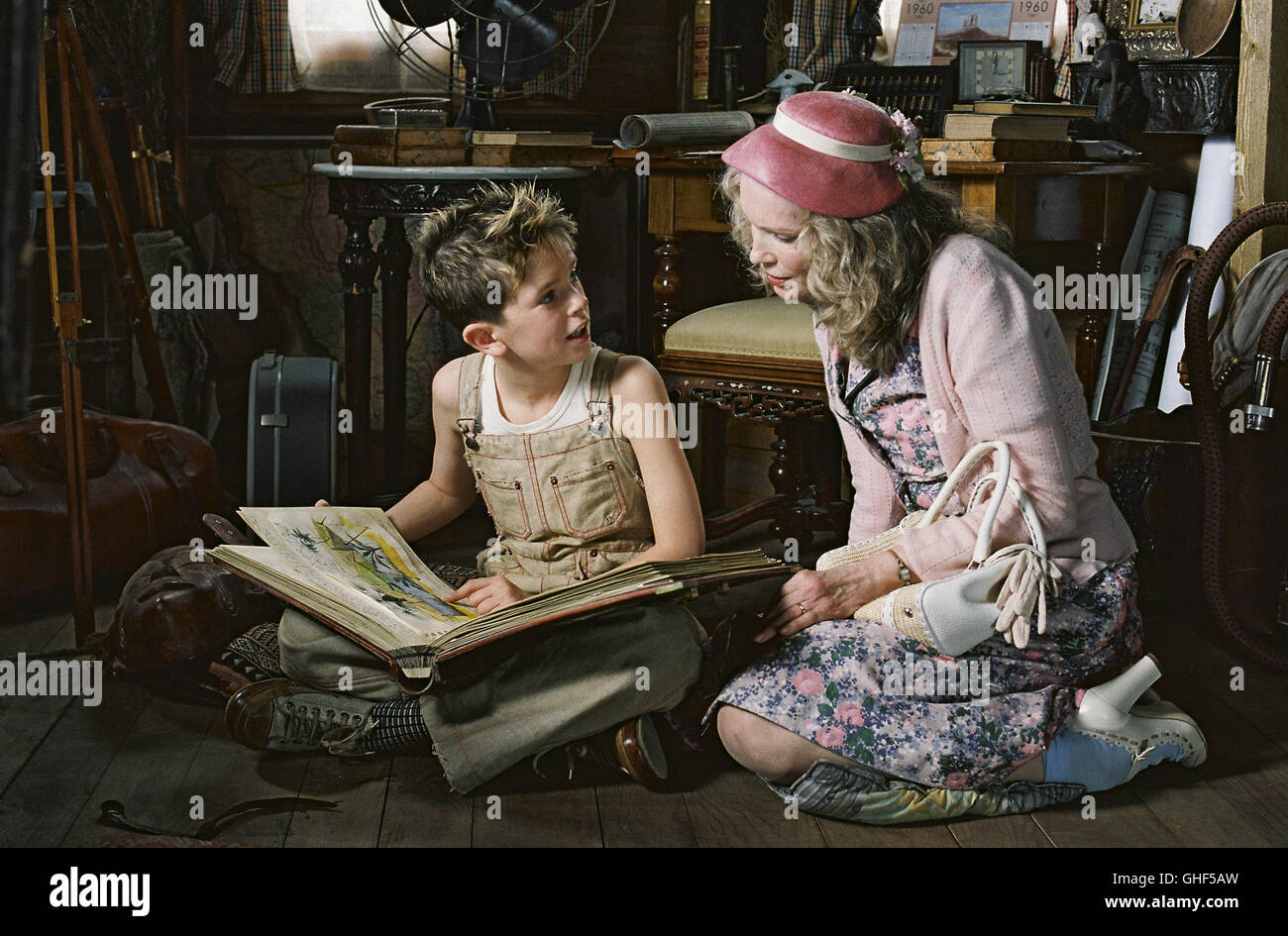 ARTHUR UND DIE MINIMOYS Arthur et les Minimoys Frankreich 2006 Luc ...