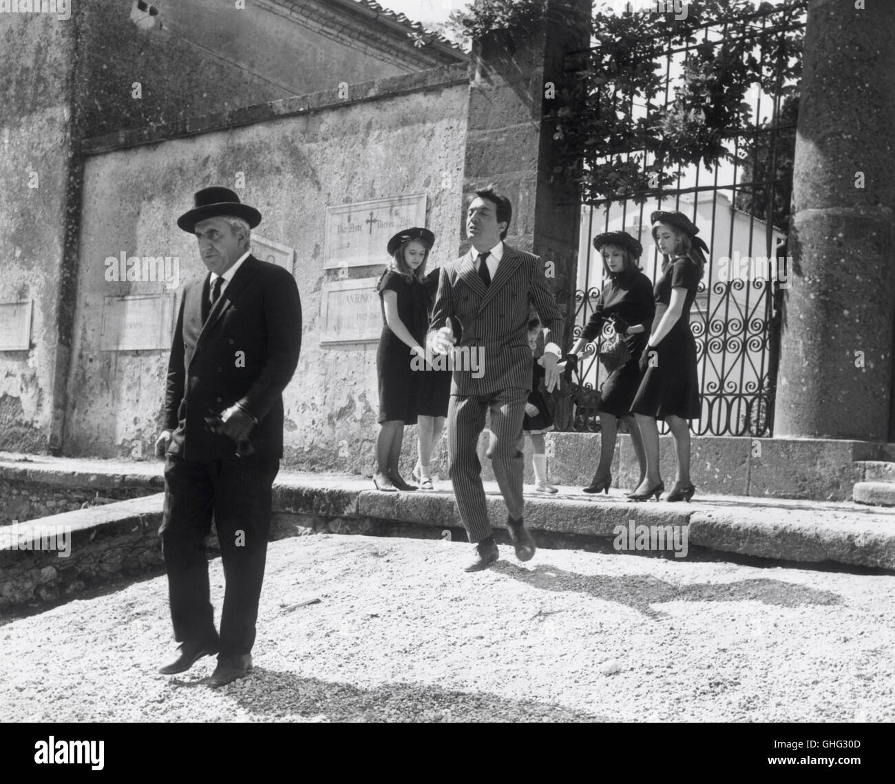Jean pierre cassel obseques Banque de photographies et d’images à haute ...