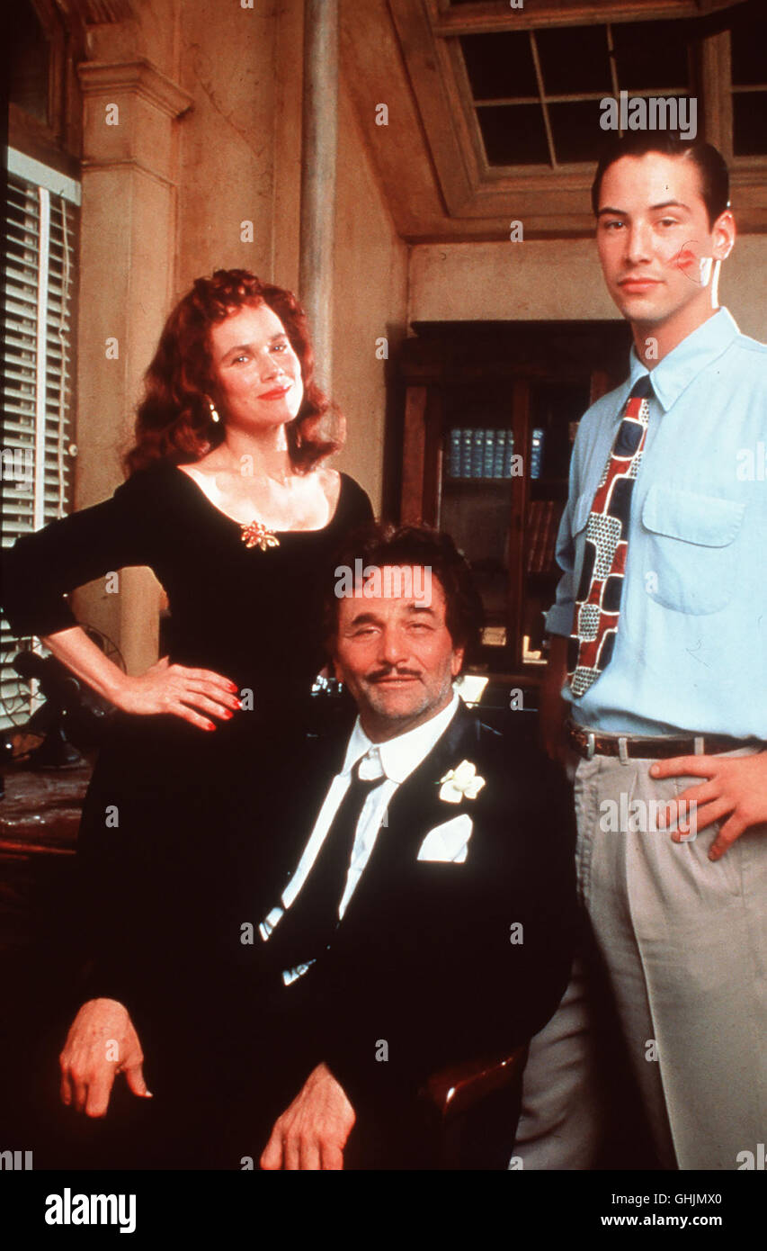 Tante Julia (BARBARA HERSHEY) und ihr jugendlicher Liebhaber Martin ...