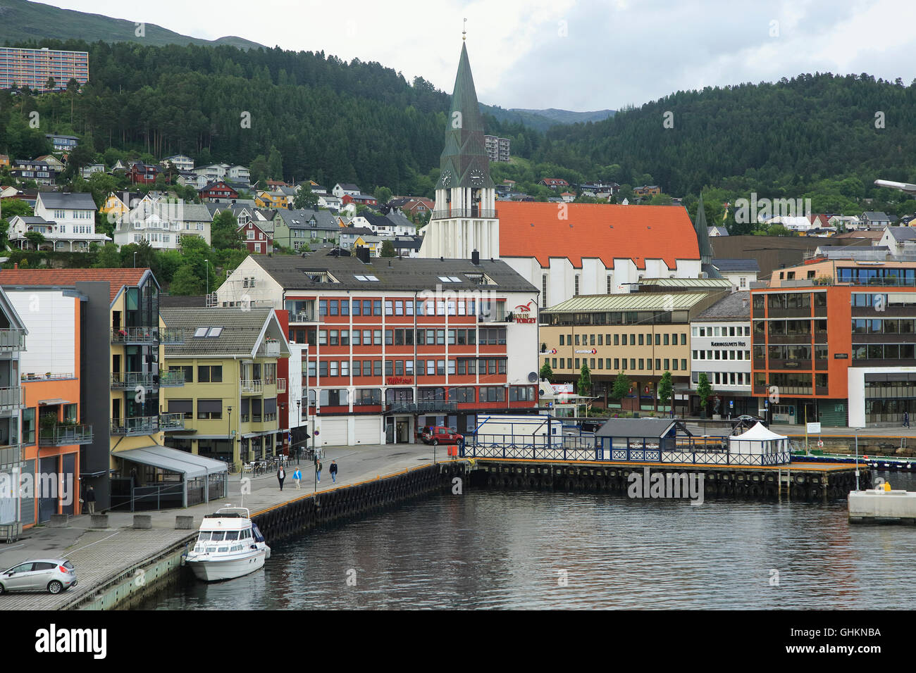 Voir des bâtiments en centre-ville Molde, Norvège, comté de Romsdal ...