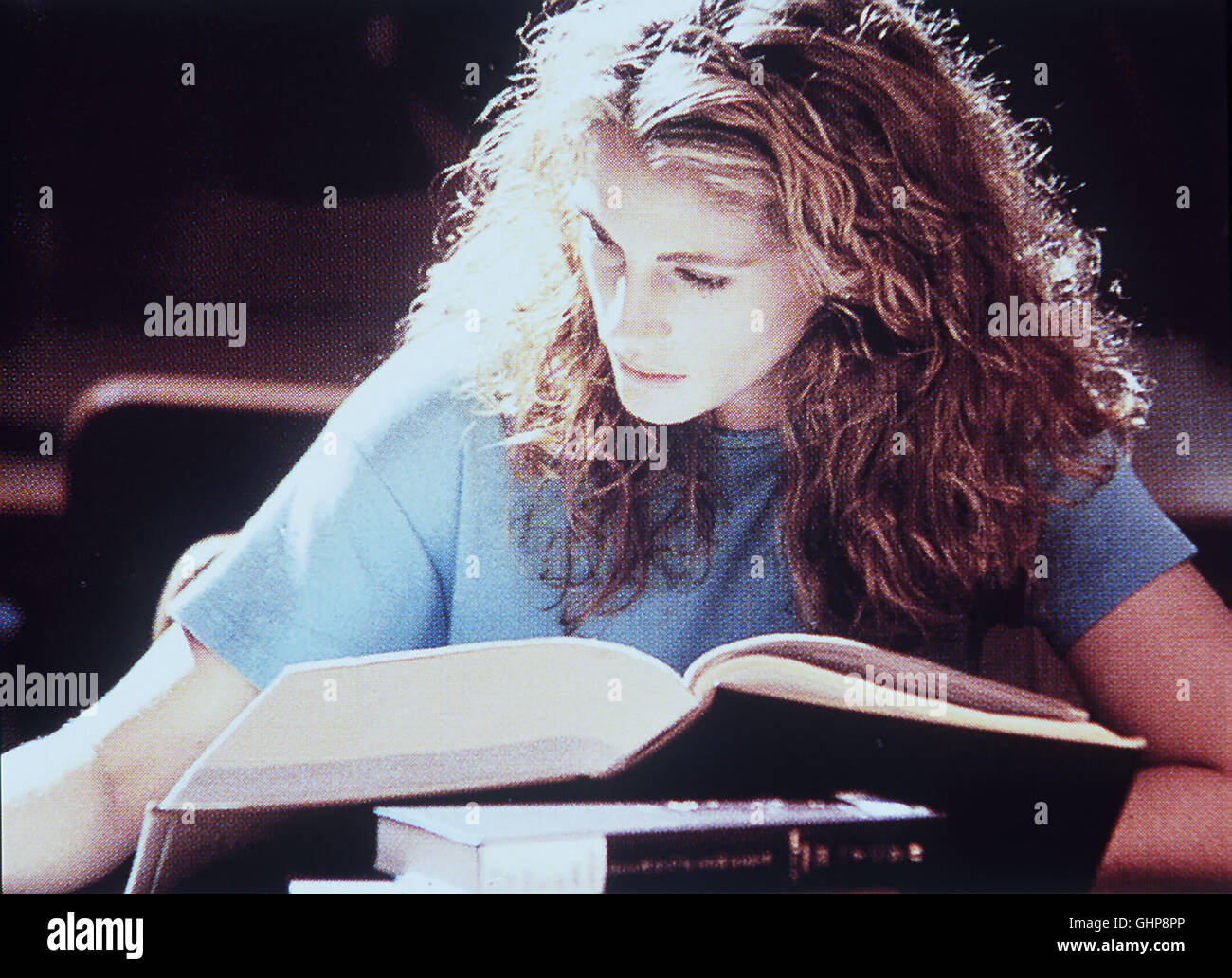 DIE AKTE Die Jura-Studentin Darby (Julia Roberts) und der Journaliste ...