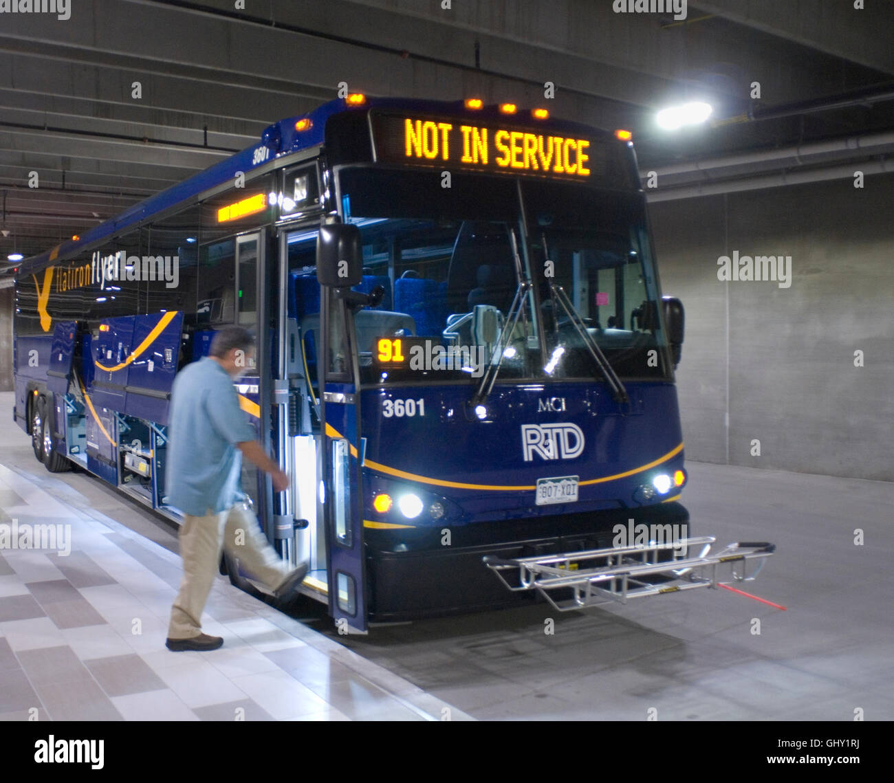Bus Circulaire Flatiron dévoilé à Boulder de Boulder Junction ...
