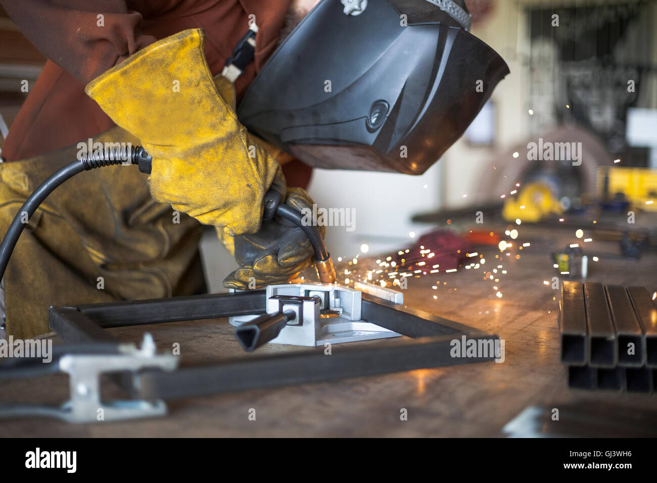 Acier de soudure Banque de photographies et d’images à haute résolution ...