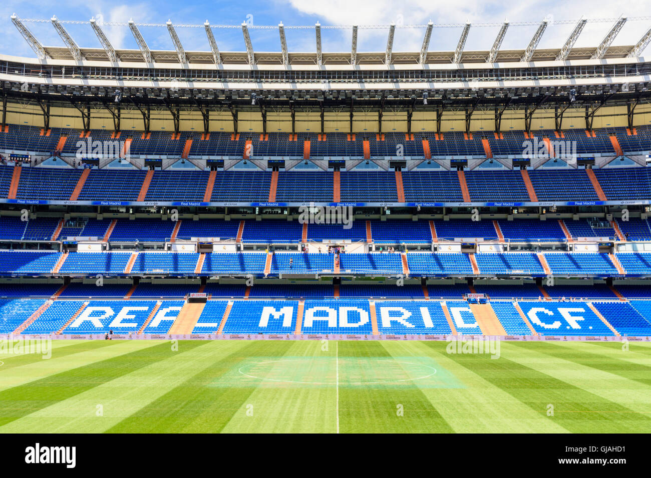 Stand et pitch au Santiago Bernabeu, domicile du Real Madrid, Chamartin ...