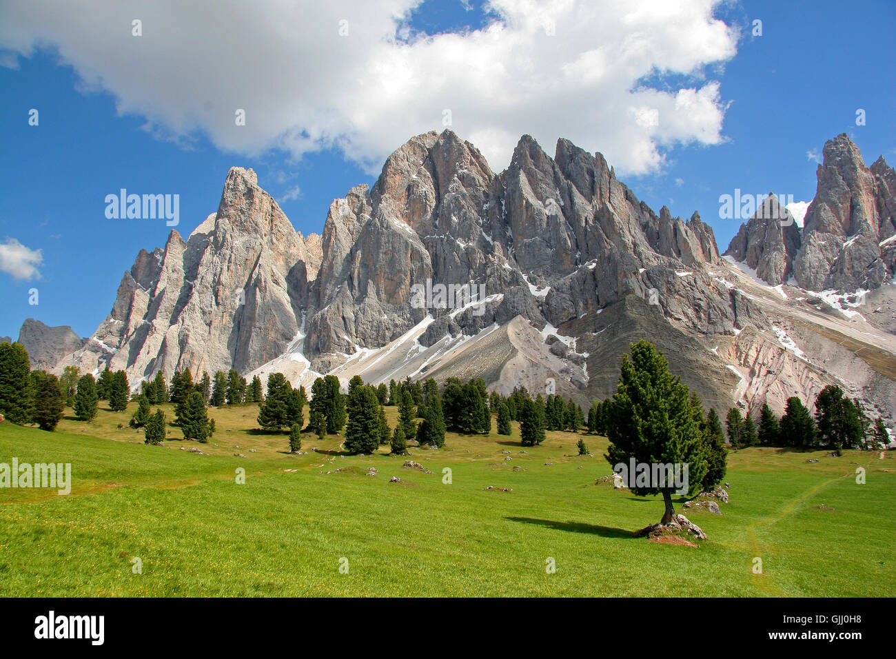 Montagnes du tyrol du sud Banque de photographies et d’images à haute ...