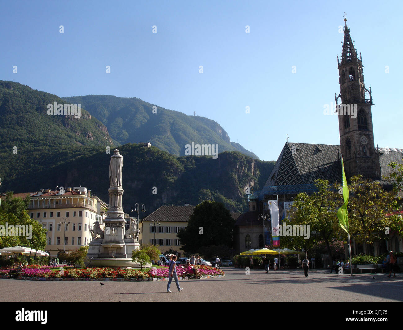 Bolzano cathedral Banque de photographies et d’images à haute ...
