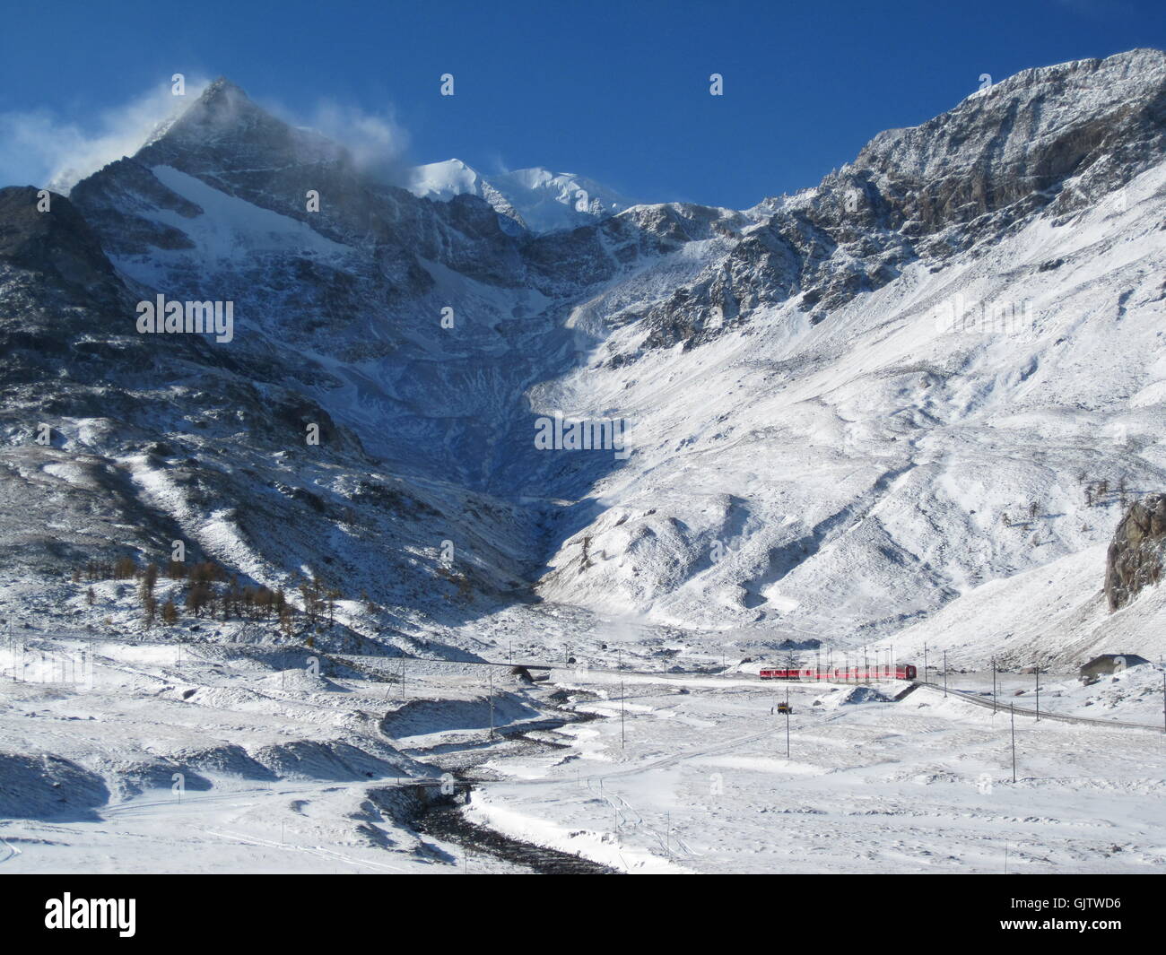 Little red train Banque de photographies et d’images à haute résolution ...