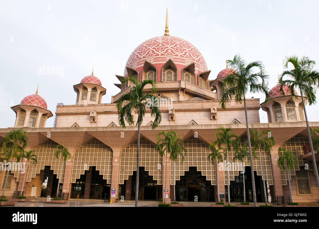 National mosque of malaysia Banque de photographies et d’images à haute ...