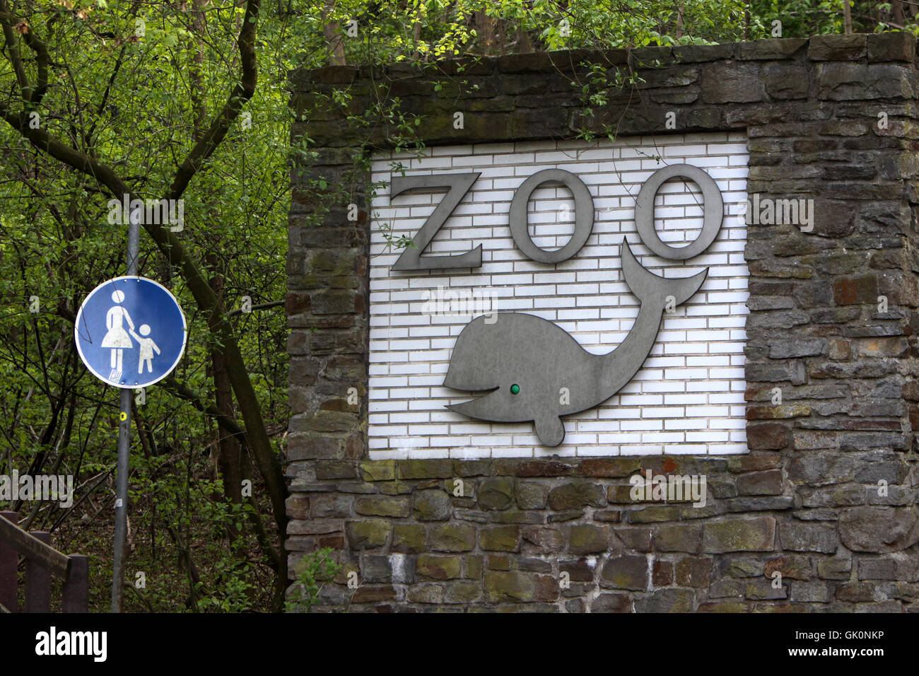 Zoo entrance Banque de photographies et d’images à haute résolution - Alamy