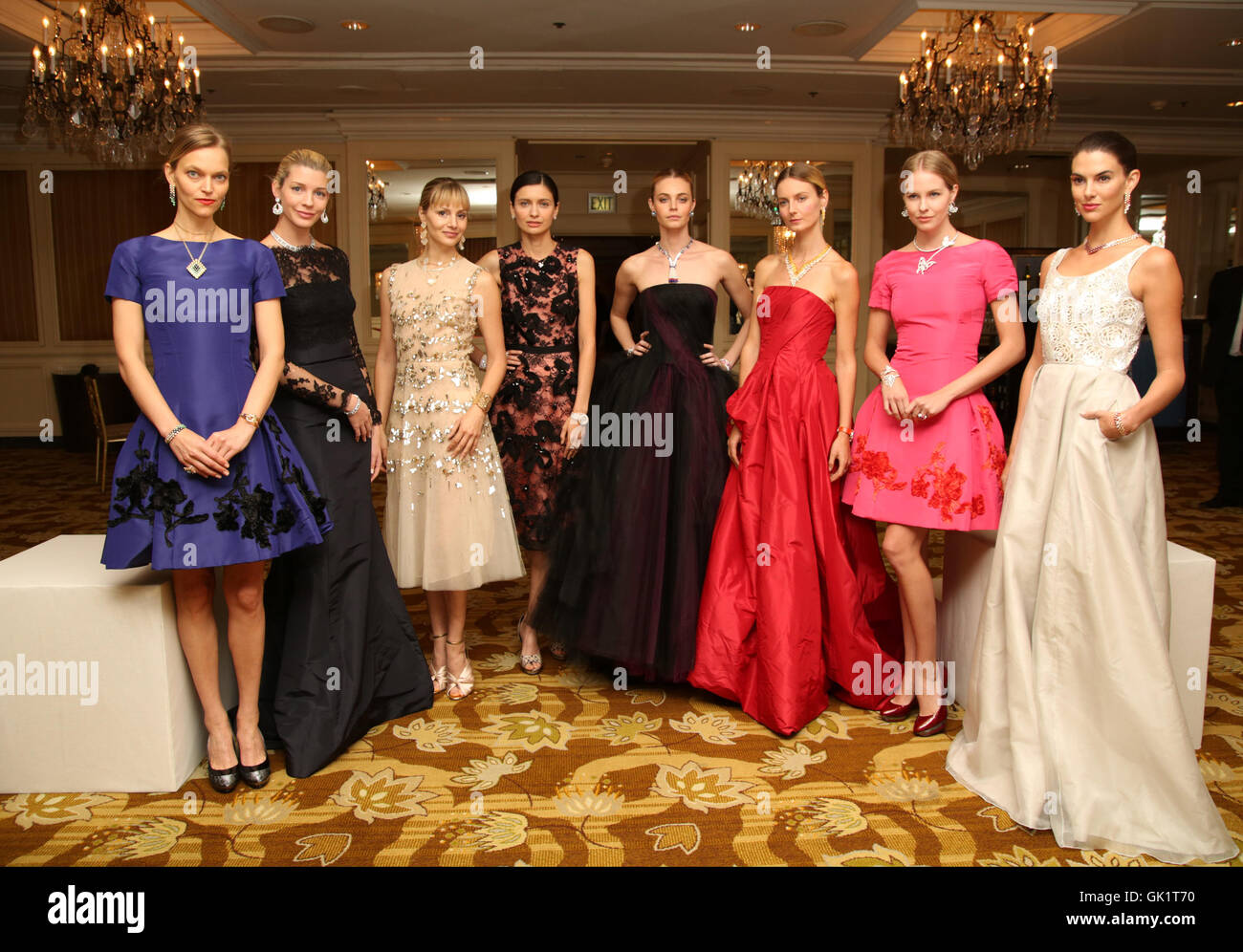 Assister à l'célébrités Collègues et Oscar de la Renta Printemps annuel ...
