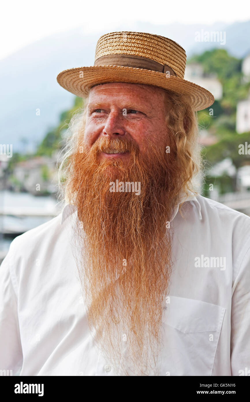 Homme de vielle Banque de photographies et d’images à haute résolution ...