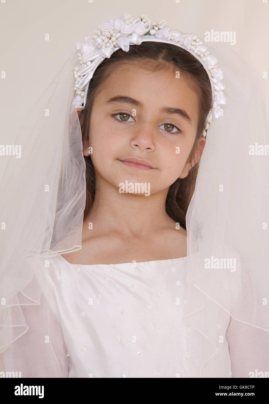 Première communion robe Banque de photographies et d’images à haute ...