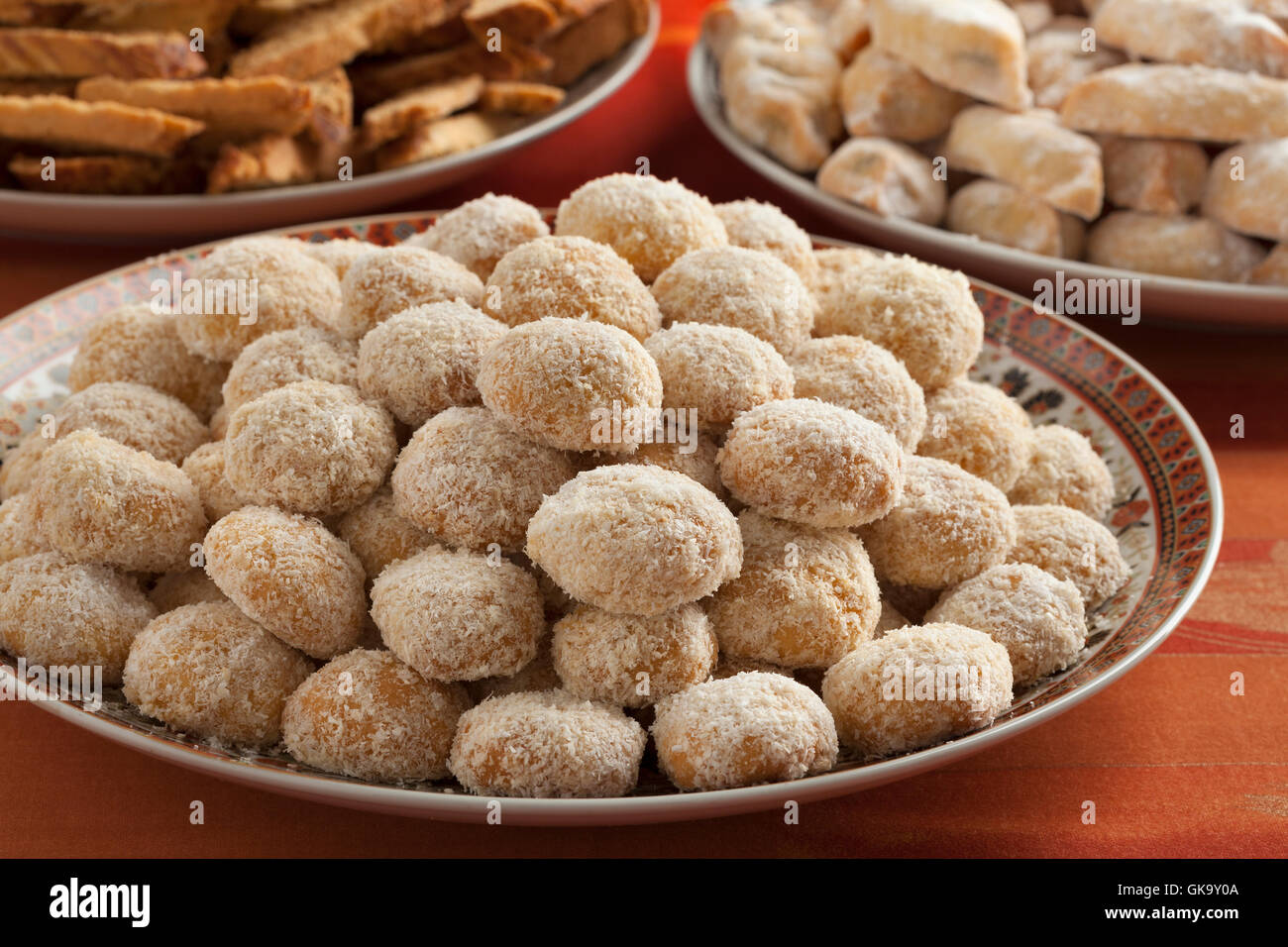 Dish traditional moroccan cookies close Banque de photographies et d ...