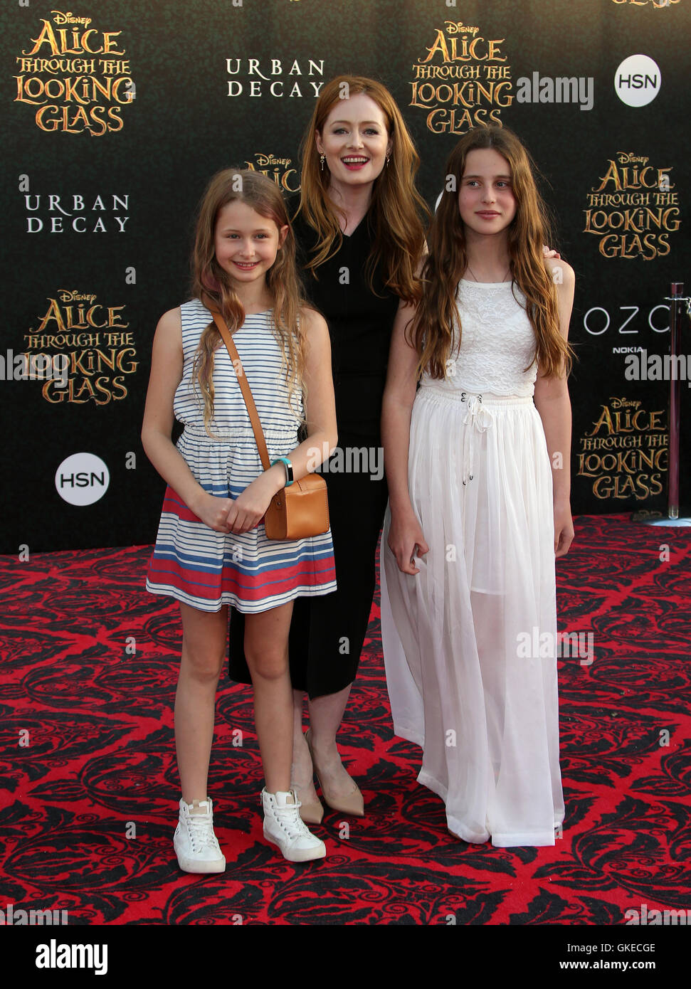 Premiere du Disney's 'Alice à travers le miroir' Avec : Miranda Otto ...