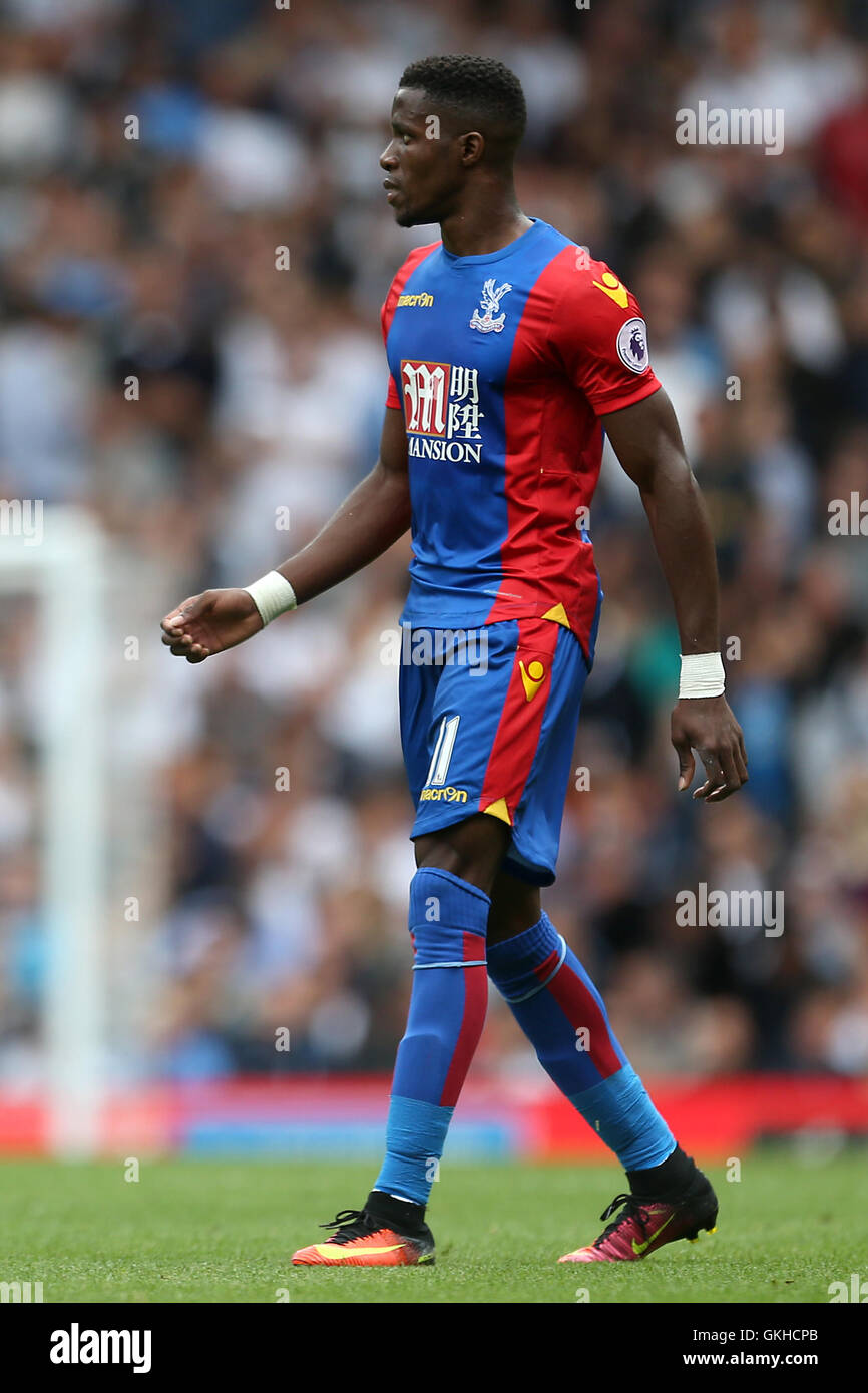 Wilfried zaha blanc Banque de photographies et d’images à haute ...