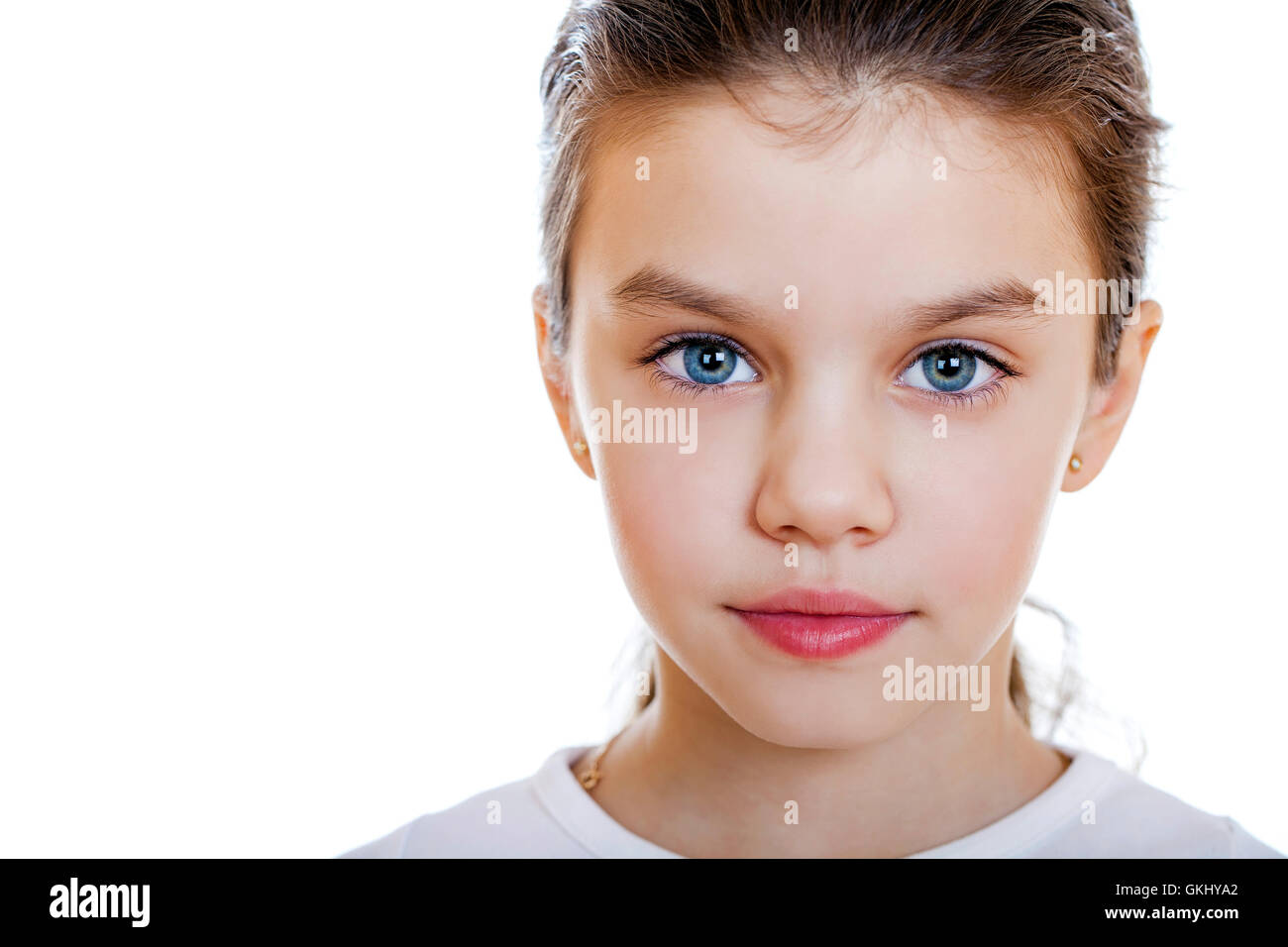 Petite fille triste Banque de photographies et d’images à haute résolution - Page 2 - Alamy