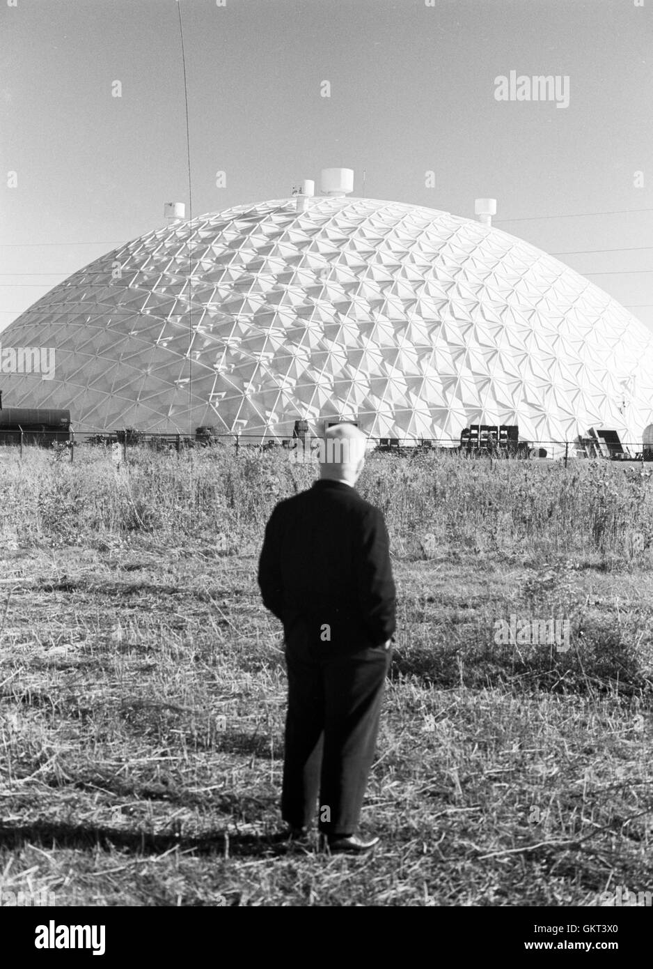 Buckminster fuller dome Banque de photographies et d’images à haute ...