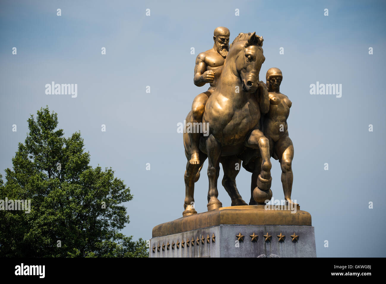 WASHINGTON, DC, États-Unis — la statue Valor, créée par Leo Friedlander ...