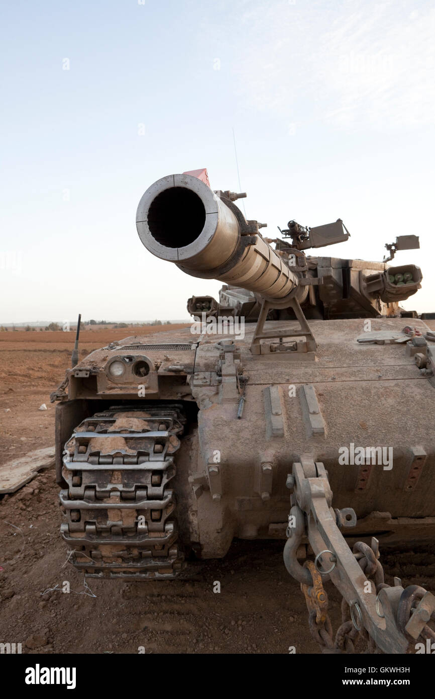 Merkava mk 4 baz main battle tank Banque de photographies et d’images à ...