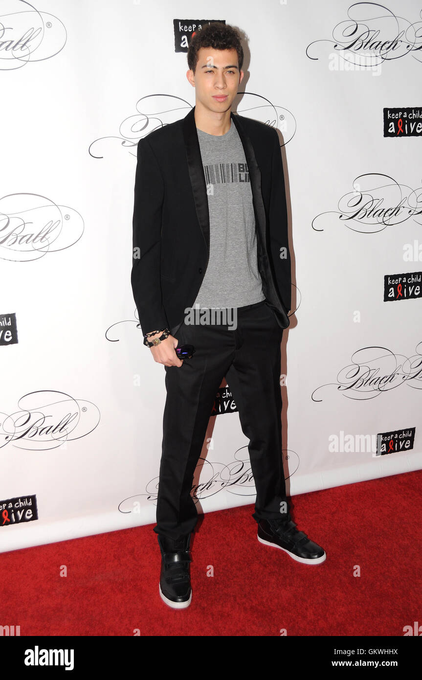 Cole cook at keep child Banque de photographies et d’images à haute ...