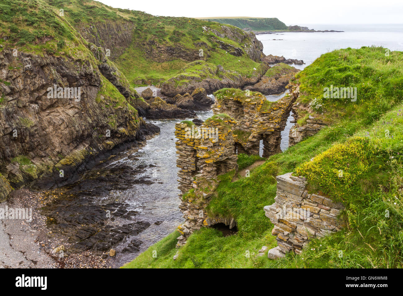 Findlater castle Banque de photographies et d’images à haute résolution ...