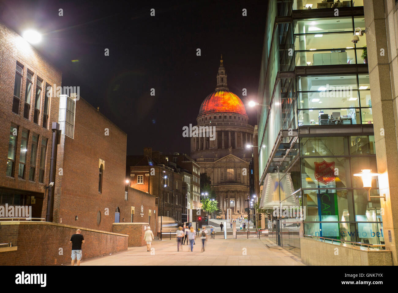 Artiste martin firrell pour Banque de photographies et d’images à haute ...