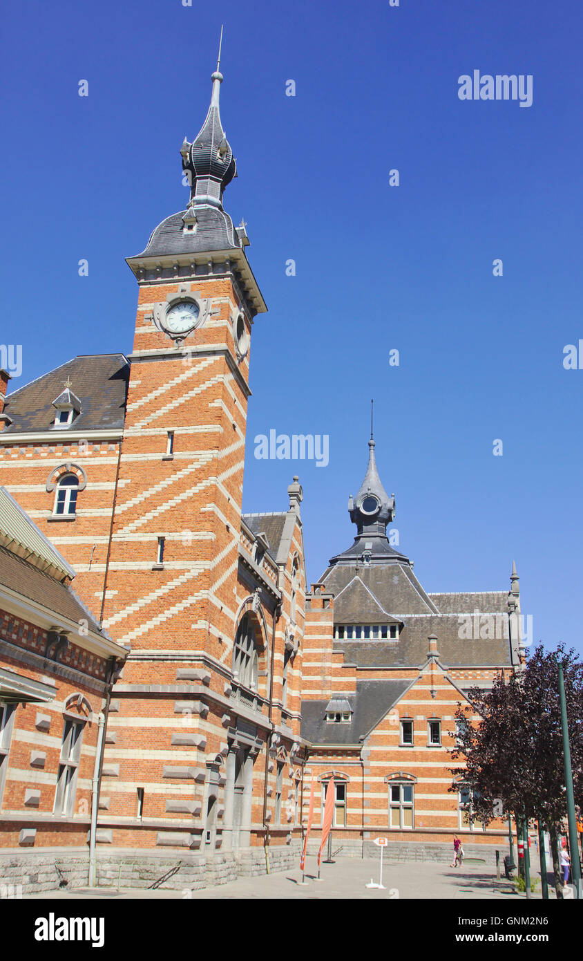 Gare de schaerbeek Banque de photographies et d’images à haute ...