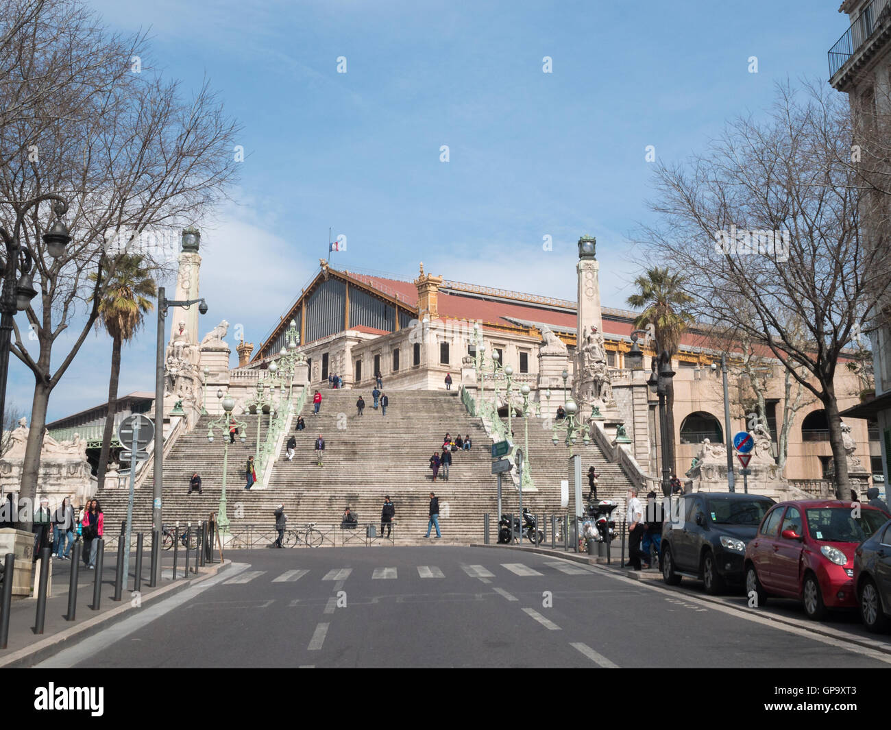 Gare de marseille saint charles Banque de photographies et d’images à haute résolution - Alamy
