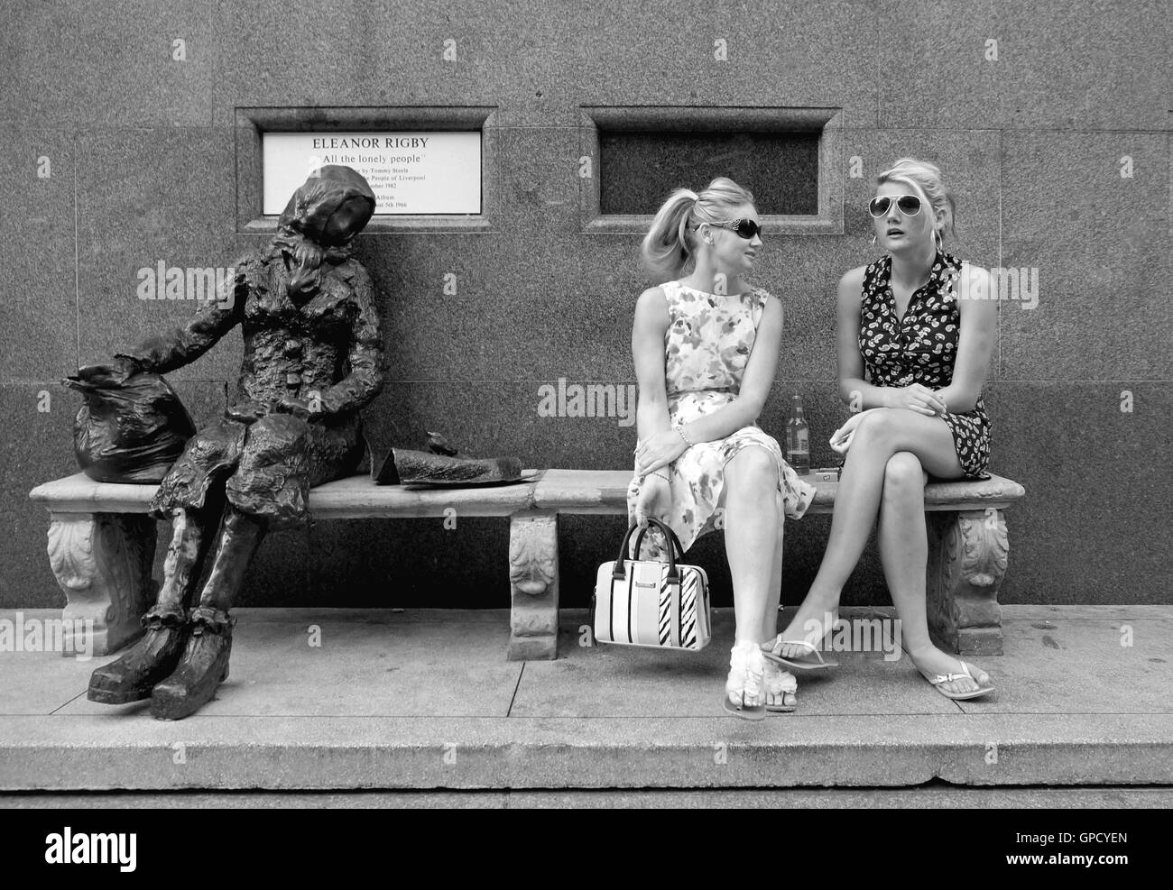 Beatles chanson eleanor rigby Banque de photographies et d’images à ...