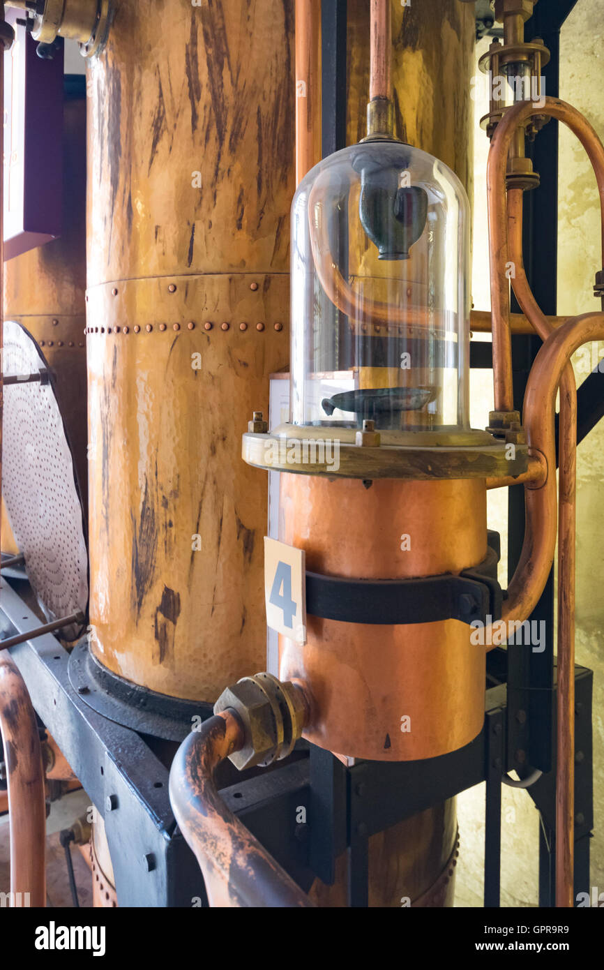 Distillerie de grappa Banque de photographies et d’images à haute ...